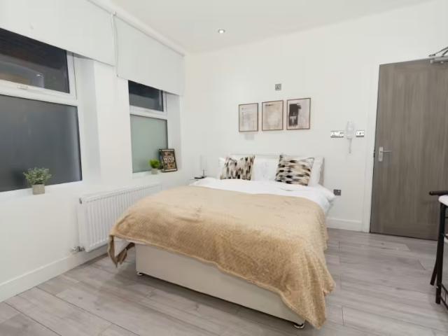 Apartment 1 Bedroom For Rent London London 1700 ELS98293596