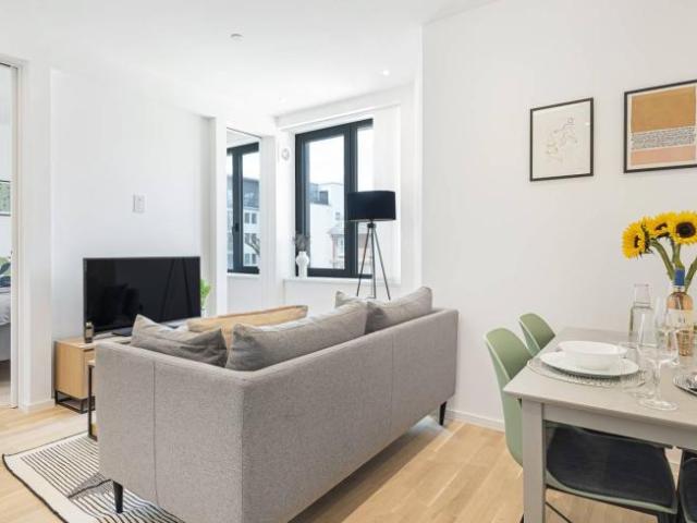 Apartment 1 Bedroom For Rent London London 2080 ELS98754076