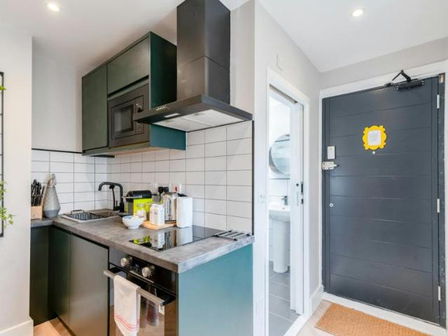 Apartment 1 Bedroom For Rent London London 2497 ES103092781