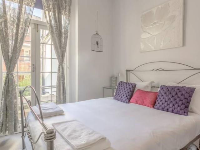 Apartment 1 Bedroom For Rent London London 2500 ELS101818304