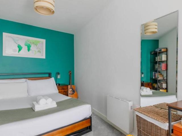 Apartment 1 Bedroom For Rent London London 2520 ELS102705567