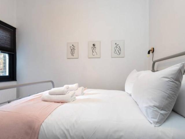 Apartment 1 Bedroom For Rent London London 2650 ELS101821611