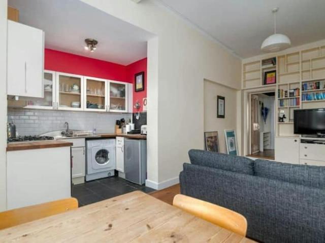 Apartment 1 Bedroom For Rent London London 2663 ELS101587728