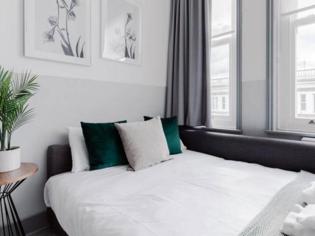 Apartment 1 Bedroom For Rent London London 2750 ELS101771070
