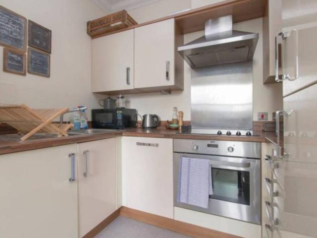 Apartment 1 Bedroom For Rent London London 2780 ES101841860