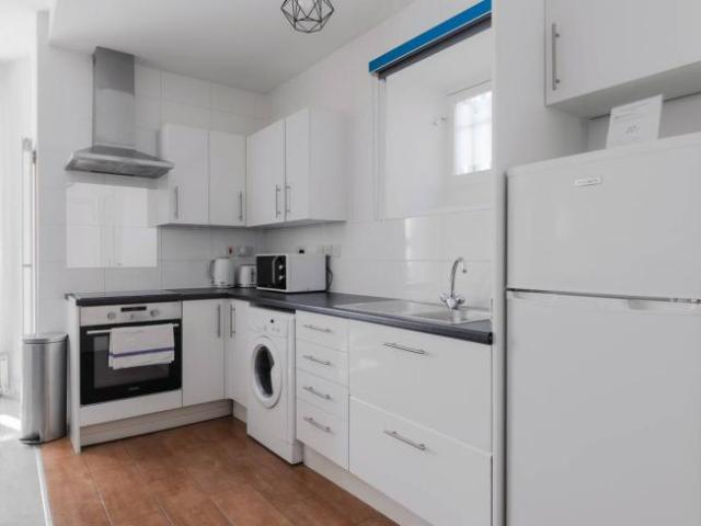 Apartment 1 Bedroom For Rent London London 2850 ELS101838727