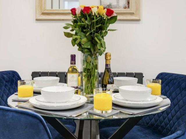 Apartment 1 Bedroom For Rent London London 2800 ELS99268785