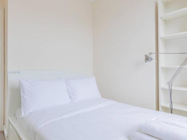 Apartment 1 Bedroom For Rent London London 2993 ELS96212107