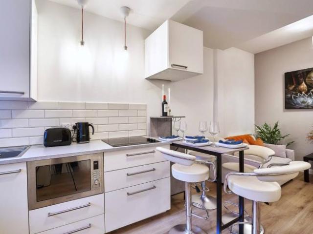 Apartment 1 Bedroom For Rent London London 2900 ES101545684