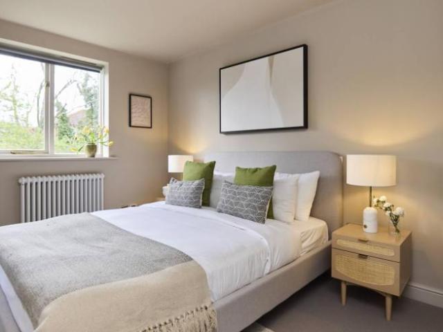 Apartment 1 Bedroom For Rent London London 3000 ES101835621