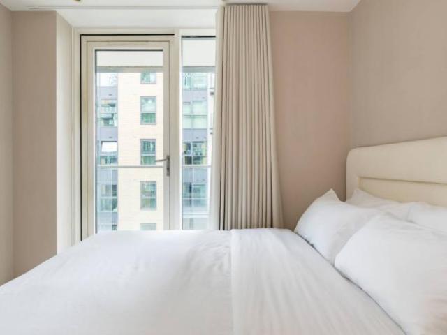 Apartment 1 Bedroom For Rent London London 3000 ES103094176