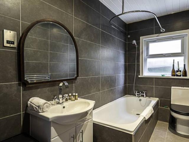 Apartment 1 Bedroom For Rent London London 3248 ELS96562497