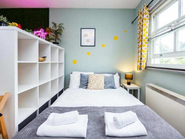 Apartment 1 Bedroom For Rent London London 3279 ELS99267421
