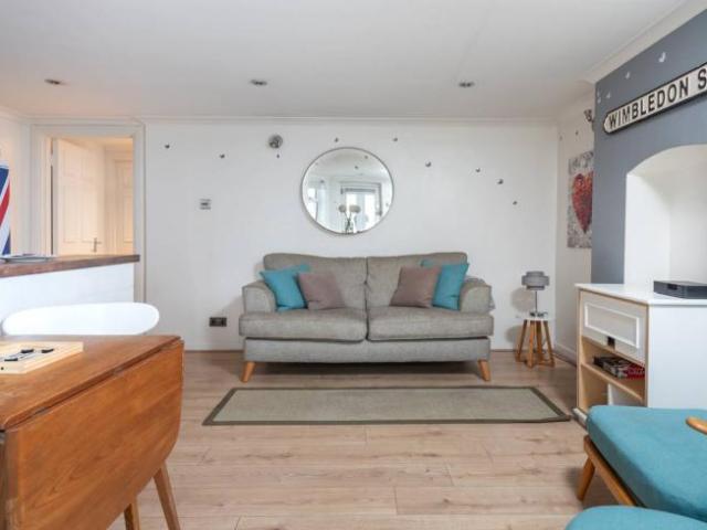 Apartment 1 Bedroom For Rent London London 3374 ELS100089765