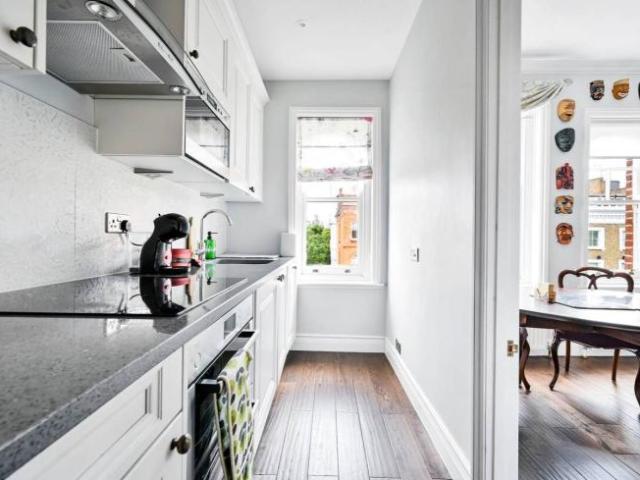 Apartment 1 Bedroom For Rent London London 3300 ES103154258