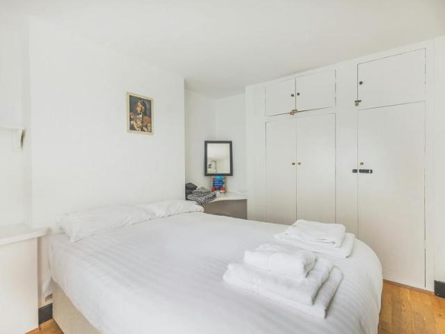 Apartment 1 Bedroom For Rent London London 3304 ELS100713567