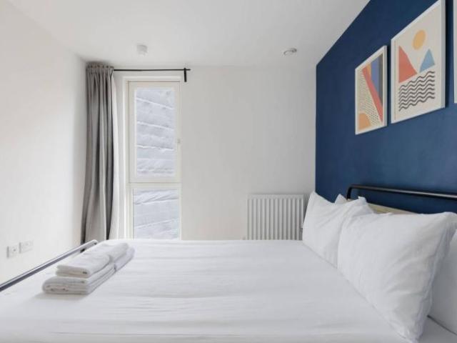 Apartment 1 Bedroom For Rent London London 3319 ES102147401
