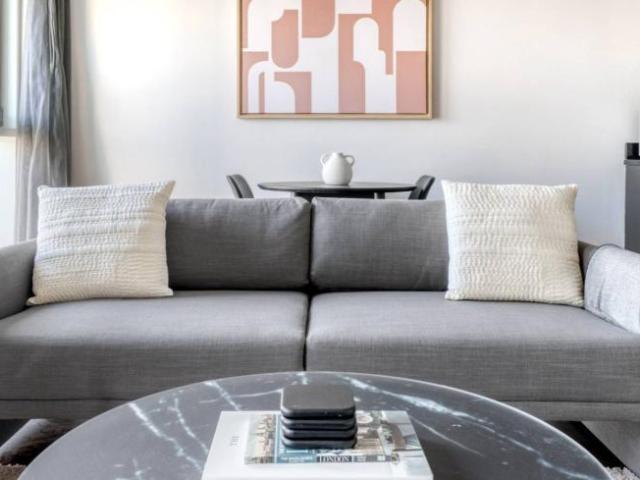 Apartment 1 Bedroom For Rent London London 3330 ELS95625258