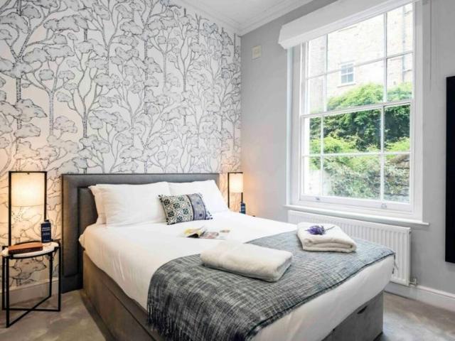 Apartment 1 Bedroom For Rent London London 3472 ELS100812756