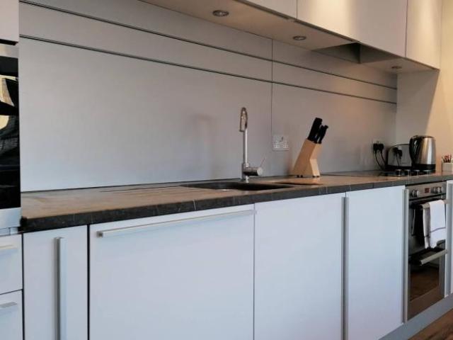 Apartment 1 Bedroom For Rent London London 3498 ELS101821043