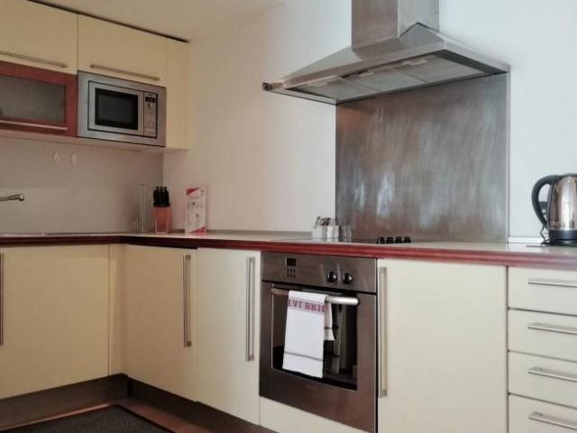 Apartment 1 Bedroom For Rent London London 3498 ES101850188