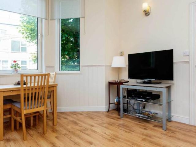 Apartment 1 Bedroom For Rent London London 3429 ELS101822657