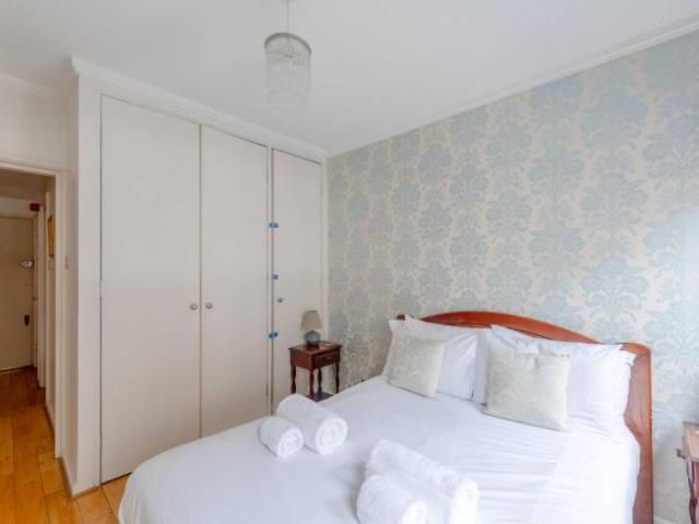 Apartment 1 Bedroom For Rent London London 3565 ELS101822298