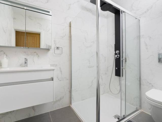 Apartment 1 Bedroom For Rent London London 3500 ELS101817945