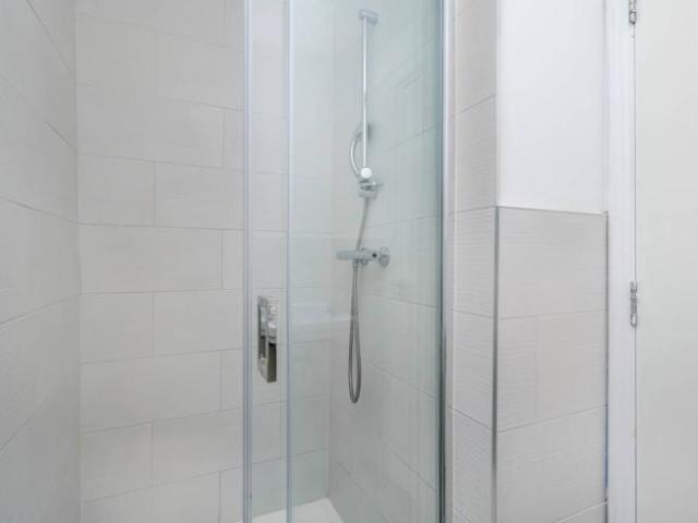 Apartment 1 Bedroom For Rent London London 3700 ELS96562794