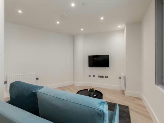 Apartment 1 Bedroom For Rent London London 3800 ELS97382799