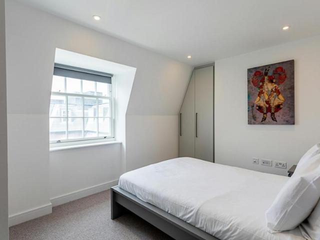 Apartment 1 Bedroom For Rent London London 3820 ELS94572268
