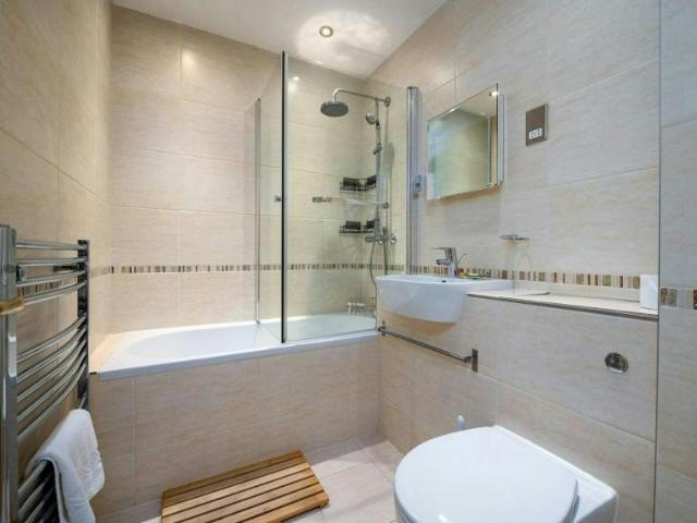 Apartment 1 Bedroom For Rent London London 3901 ELS101587766