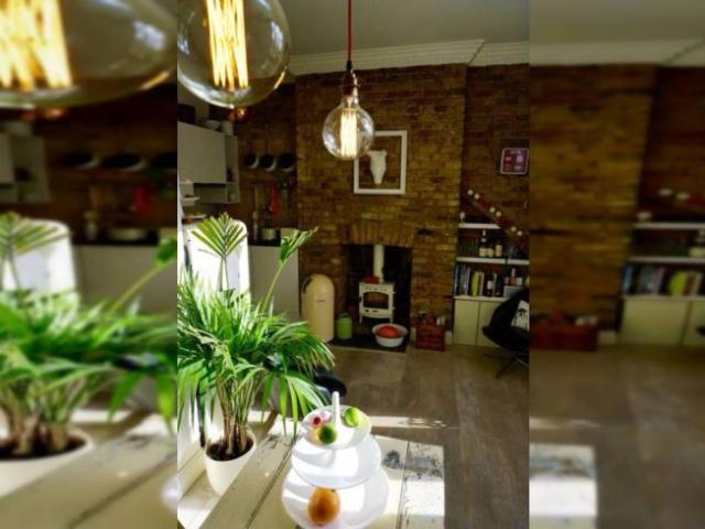 Apartment 1 Bedroom For Rent London London 4050 ES101851345