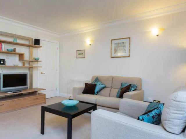 Apartment 1 Bedroom For Rent London London 4114 ELS101847752