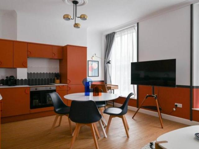 Apartment 1 Bedroom For Rent London London 4130 ELS99189900