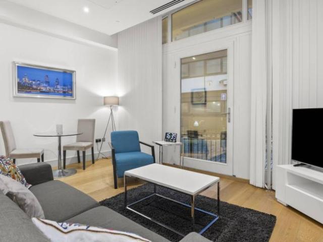 Apartment 1 Bedroom For Rent London London 4200 ELS101372382