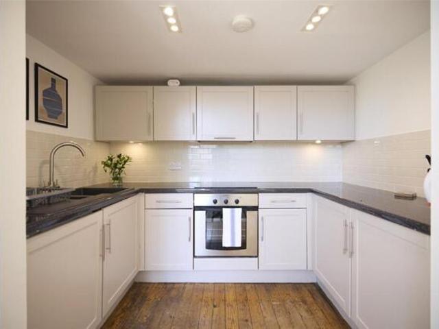Apartment 1 Bedroom For Rent London London 4200 ES101069359