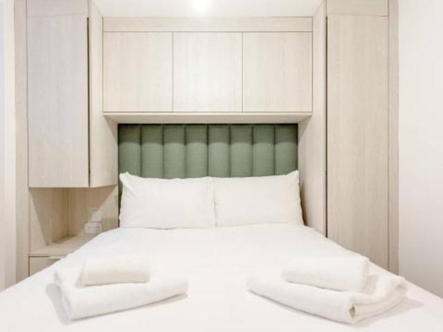 Apartment 1 Bedroom For Rent London London 4320 ELS79812109