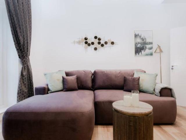 Apartment 1 Bedroom For Rent London London 4500 ELS101761294