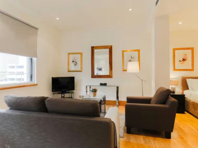 Apartment 1 Bedroom For Rent London London 4650 ELS98401694