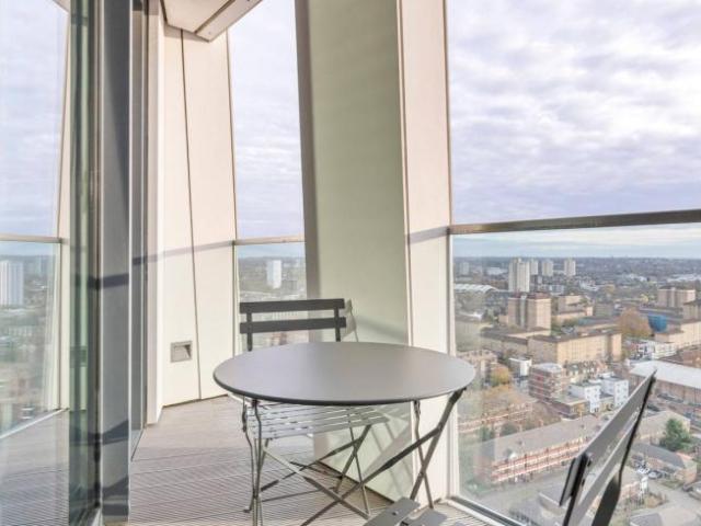 Apartment 1 Bedroom For Rent London London 4680 ELS97428559
