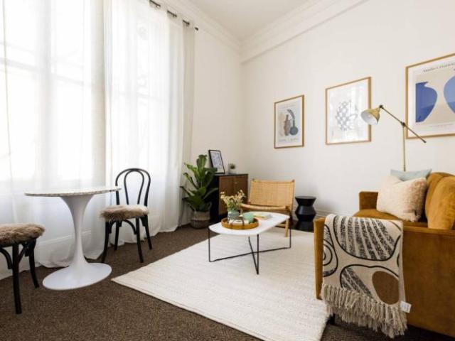Apartment 1 Bedroom For Rent London London 4600 ELS101771252