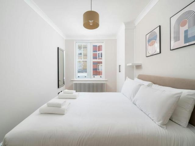 Apartment 1 Bedroom For Rent London London 4600 ELS101884239