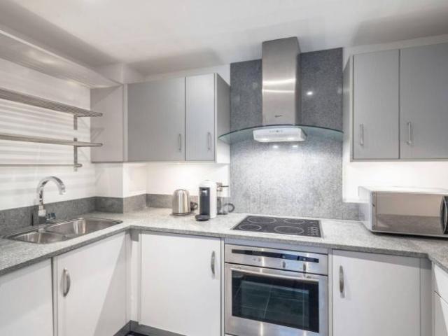Apartment 1 Bedroom For Rent London London 4630 ELS101846131