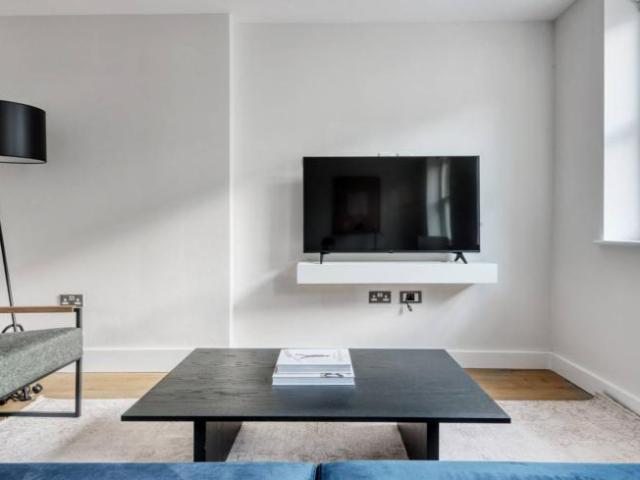 Apartment 1 Bedroom For Rent London London 4940 ELS95625302