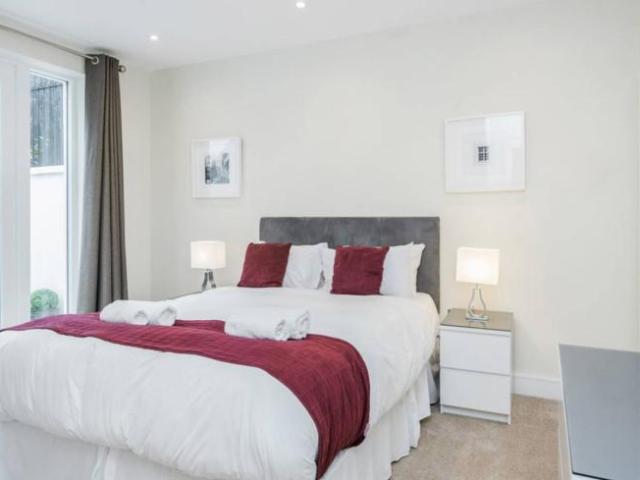 Apartment 1 Bedroom For Rent London London 4950 ES101842264