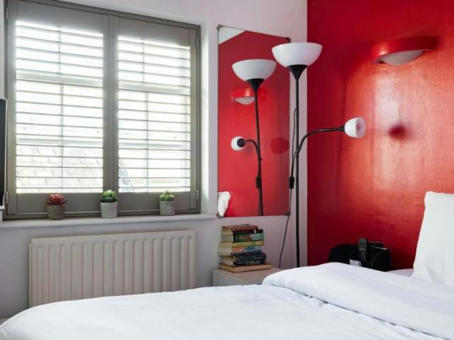 Apartment 1 Bedroom For Rent London London 5050 ELS92222736