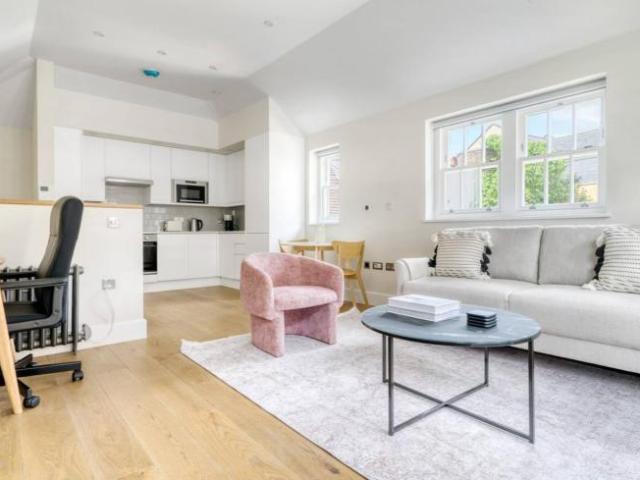 Apartment 1 Bedroom For Rent London London 5270 ELS95625323