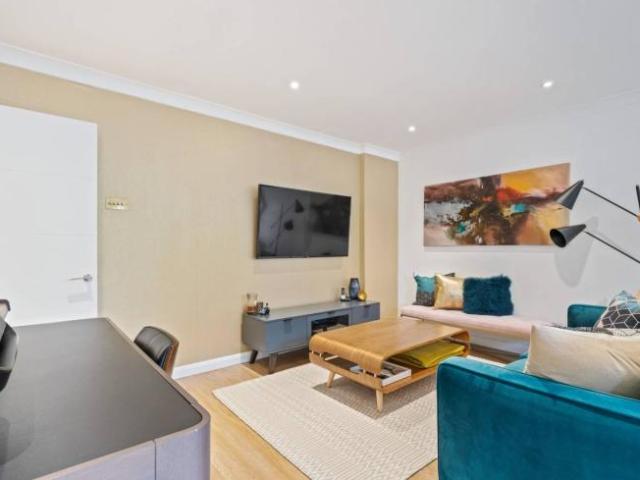 Apartment 1 Bedroom For Rent London London 6000 ELS101733674