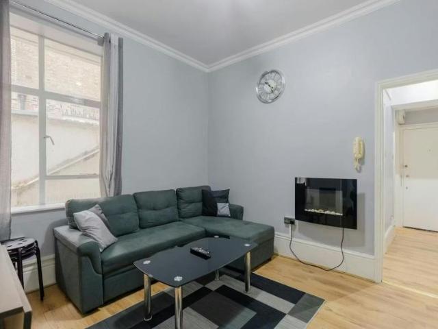 Apartment 1 Bedroom For Rent London London 6189 ES101838122